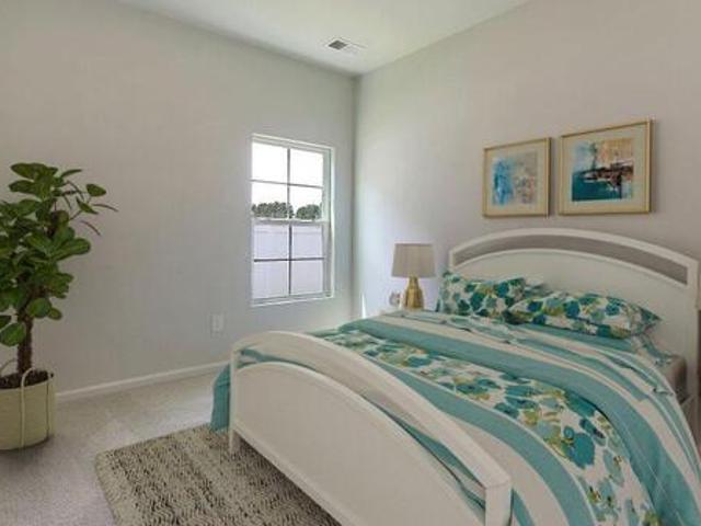 Brand New Bloomingdale Single House with 4 BRs & Video Tour & Maid Service & All Utilities included &Fast Internet