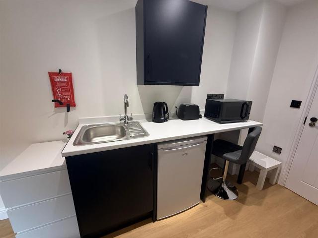 Brand New Ground Floor Studio Room, All Bills Included, Meadow Avenue, Mansfield NG18, Room to rent, £745 pcm | PrimeLocation