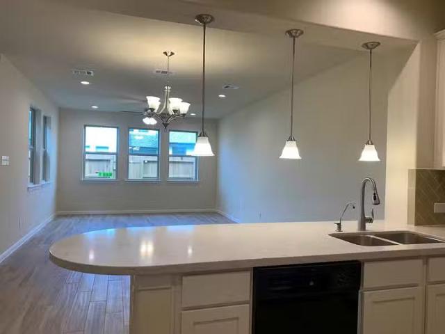BRAND NEW HOME FOR LEASE IN PASADENA! 5507 Evanston Ln