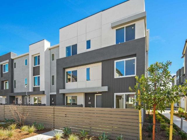 Brand New Home in Valencia, CA. 4 Bed, 3 Bath