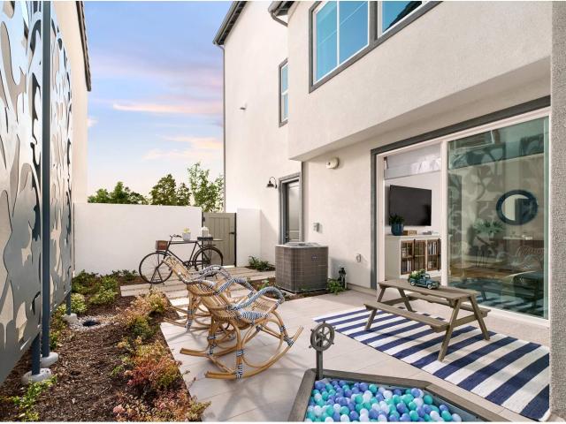 Brand New Home in Valencia, CA. 4 Bed, 3 Bath