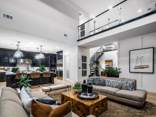 Brand New Home in Valencia, CA. 5 Bed, 5 Bath