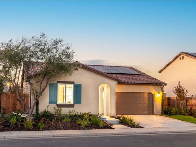 Brand New Home in Visalia, CA. 3 Bed, 2 Bath