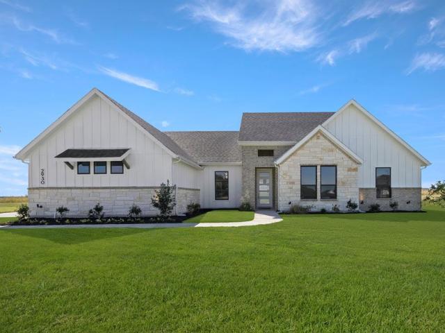 Brand New Home in Waxahachie, TX. 4 Bed, 3 Bath