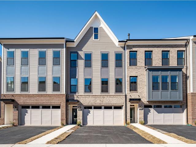 Brand New Home in Ashburn, VA. 3 Bed, 3 Bath