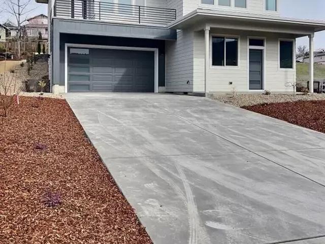 Brand New Home in Ashland, OR. 4 Bed, 3 Bath