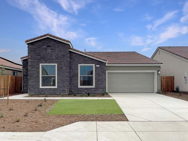 Brand New Home in Bakersfield, CA. 3 Bed, 3 Bath
