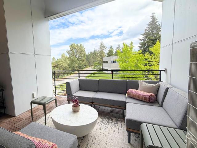 Brand New Home in Bellevue, WA. 3 Bed, 2 Bath