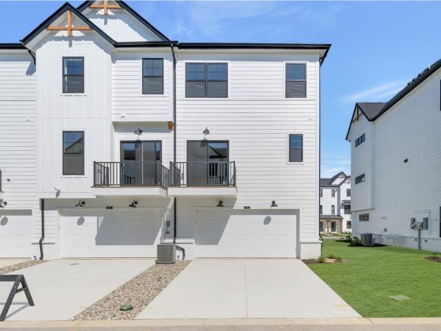 Brand New Home in Brownsburg, IN. 3 Bed, 3 Bath
