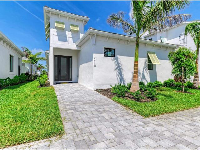 Brand New Home in Bradenton, FL. 2 Bed, 2 Bath