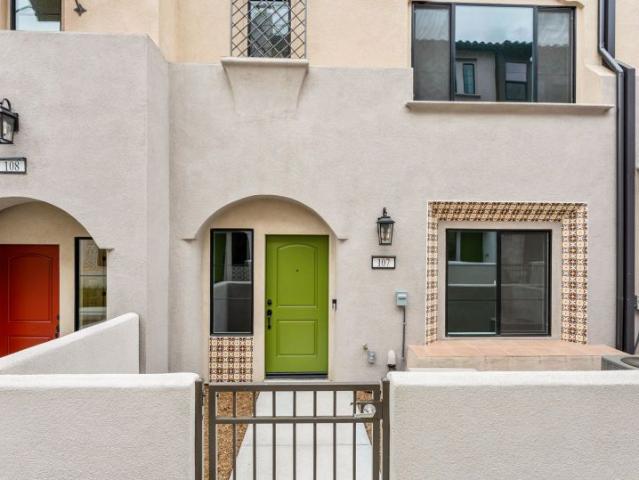 Brand New Home in Burbank, CA. 4 Bed, 3 Bath