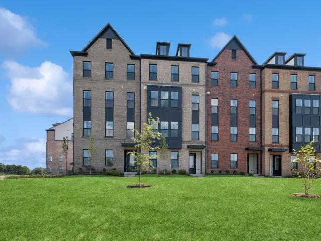 Brand New Home in Chantilly, VA. 3 Bed, 2 Bath