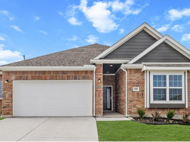 Brand New Home in Crowley, TX. 5 Bed, 3 Bath