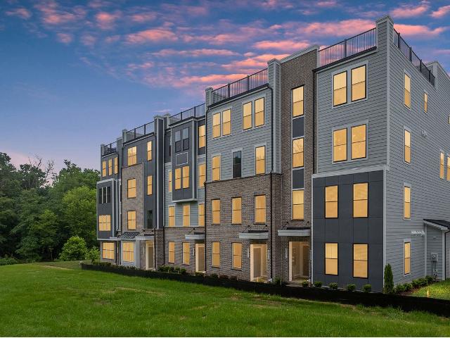 Brand New Home in Dulles, VA. 3 Bed, 2 Bath