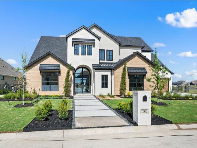 Brand New Home in Fort Worth, TX. 6 Bed, 5 Bath