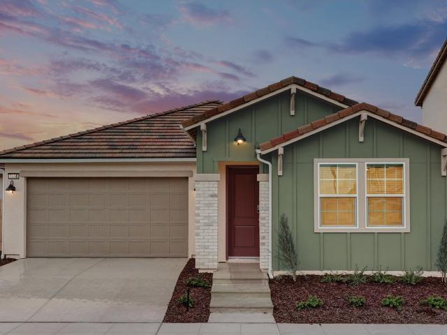 Brand New Home in Fresno, CA. 4 Bed, 2 Bath