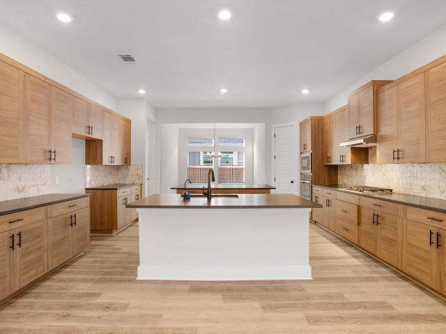 Brand New Home in Georgetown, TX. 5 Bed, 4 Bath