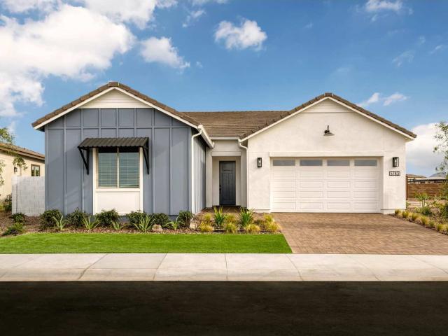 Brand New Home in Gilbert, AZ. 4 Bed, 3 Bath