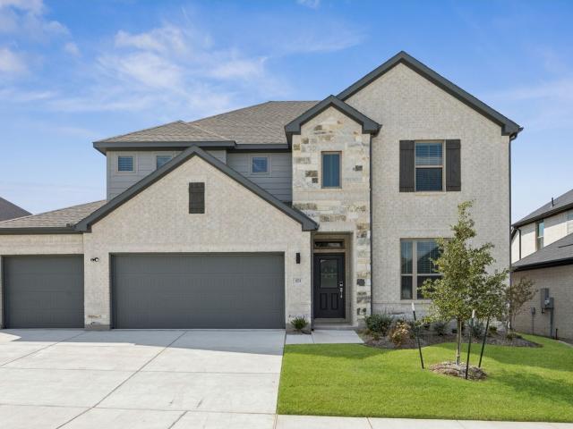 Brand New Home in Gunter, TX. 5 Bed, 4 Bath