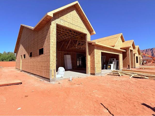Brand New Home in Ivins, UT. 5 Bed, 3 Bath