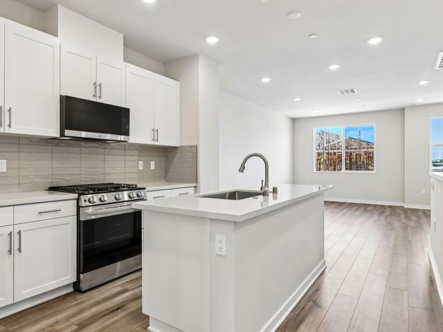Brand New Home in Jurupa Valley, CA. 2 Bed, 2 Bath