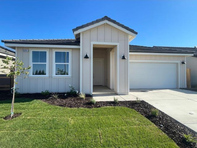 Brand New Home in Kerman, CA. 3 Bed, 2 Bath