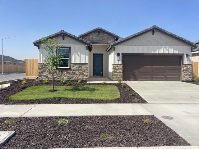 Brand New Home in Kerman, CA. 4 Bed, 2 Bath