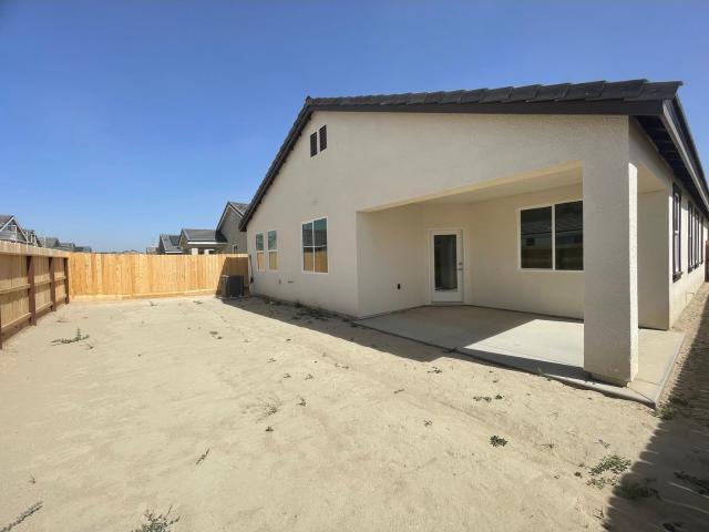 Brand New Home in Kerman, CA. 4 Bed, 2 Bath