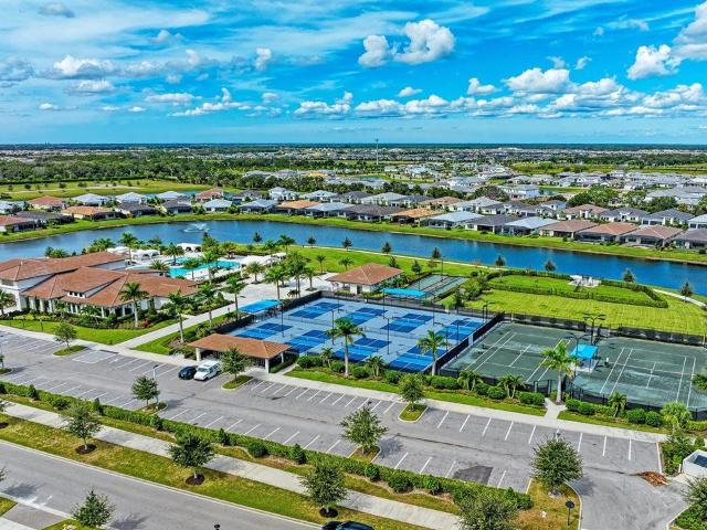 Brand New Home in Lakewood Ranch, FL. 2 Bed, 2 Bath