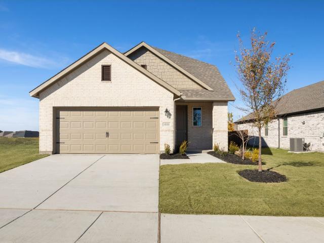 Brand New Home in Lavon, TX. 4 Bed, 3 Bath