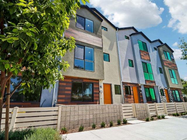 Brand New Home in Long Beach, CA. 3 Bed, 4 Bath