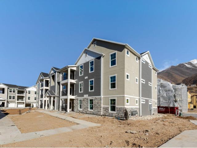 Brand New Home in Mapleton, UT. 3 Bed, 2 Bath