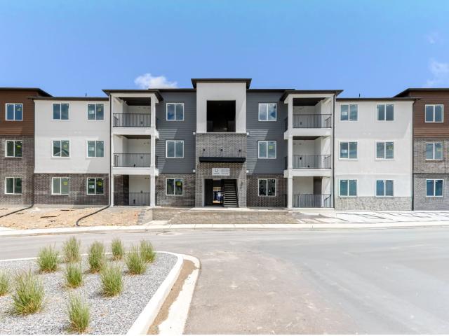 Brand New Home in Mapleton, UT. 3 Bed, 2 Bath