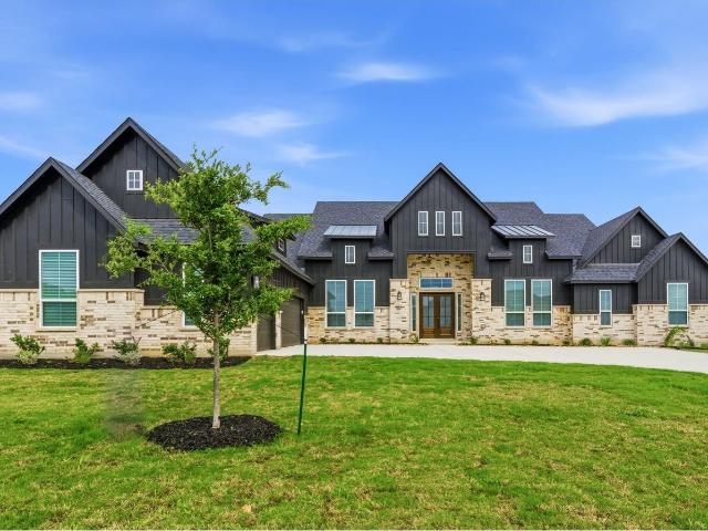 Brand New Home in Marion, TX. 4 Bed, 4 Bath