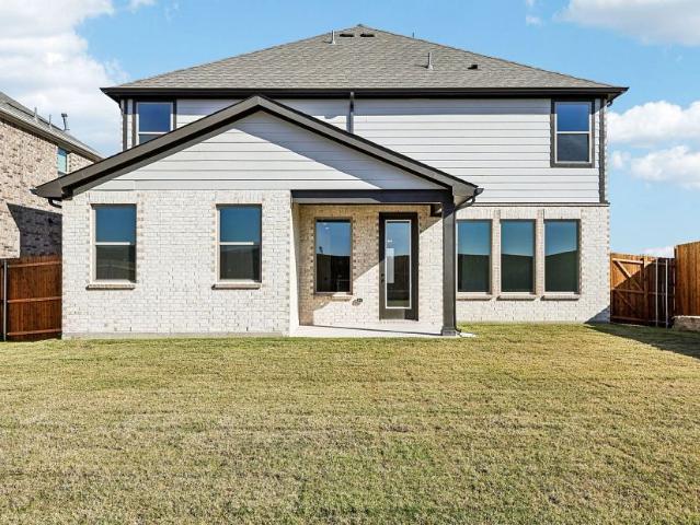 Brand New Home in Melissa, TX. 5 Bed, 3 Bath