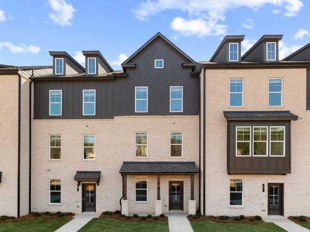 Brand New Home in Newnan, GA. 2 Bed, 3 Bath