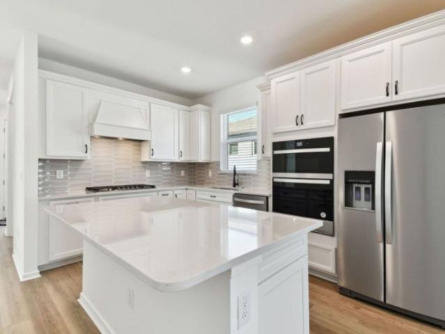 Brand New Home in Parrish, FL. 2 Bed, 2 Bath