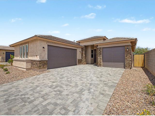 Brand New Home in Peoria, AZ. 4 Bed, 2 Bath