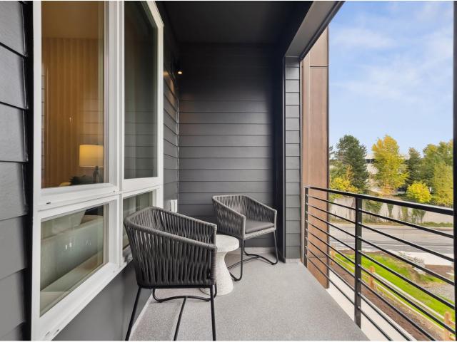 Brand New Home in Redmond, WA. 2 Bed, 2 Bath