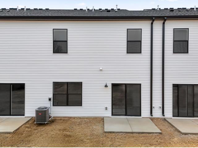 Brand New Home in Rosemount, MN. 3 Bed, 2 Bath