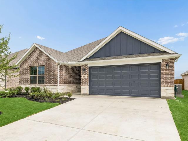 Brand New Home in Royse City, TX. 4 Bed, 2 Bath