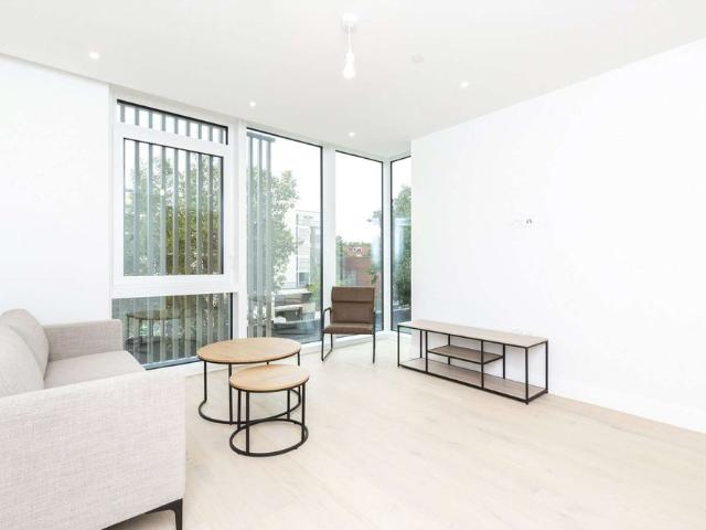 Brand new one bedroom apartment in excellent Kings Cross development