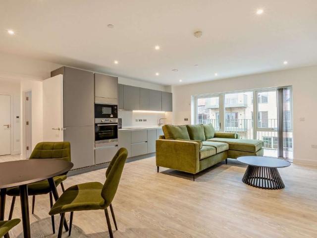 Brand new, one bedroom apartment within the sought after Marleigh Park development