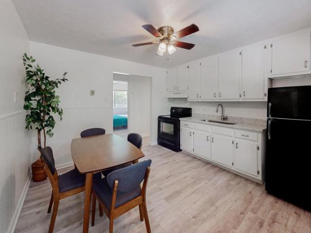 BRAND NEW LISTING * SUPERHOST * Your peaceful re