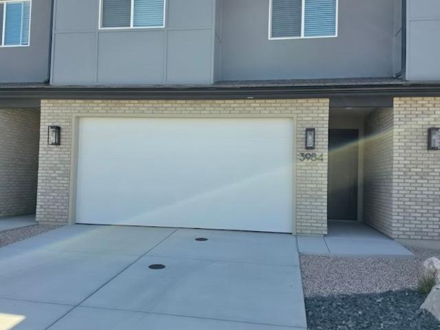 Brand New Modern Three Bedroom Move in Special $750