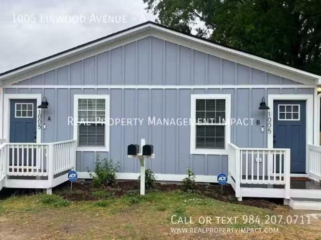Brand New, Modern Urban 2 bedroom 1 Bath Duplex minutes for Do.