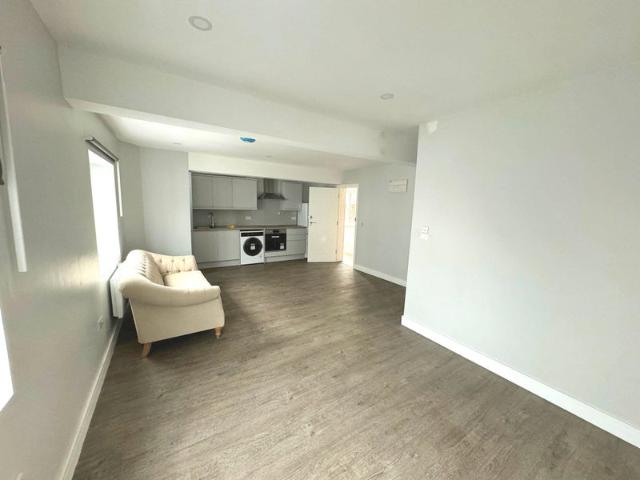 Brand New Studio on Cavendish Avenue, New Malden