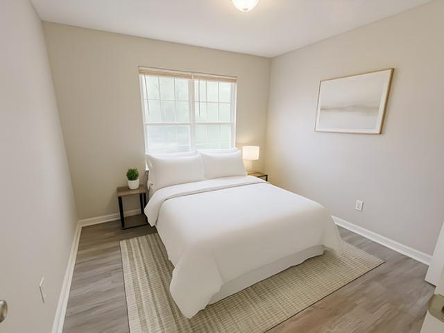 Brand new PadSplit property in Atlanta! Close to shopping off Old National Hwy. Fast WiFi! Don'tMiss
