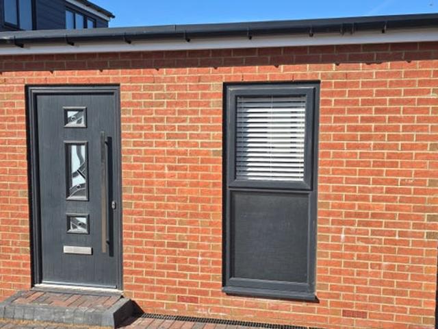 Brand New Private Studio Apartment Bills Inc
