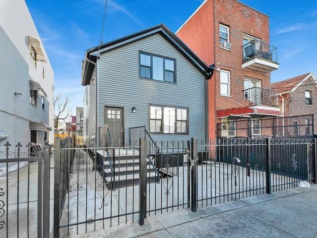 Brand New Renovated Apartment